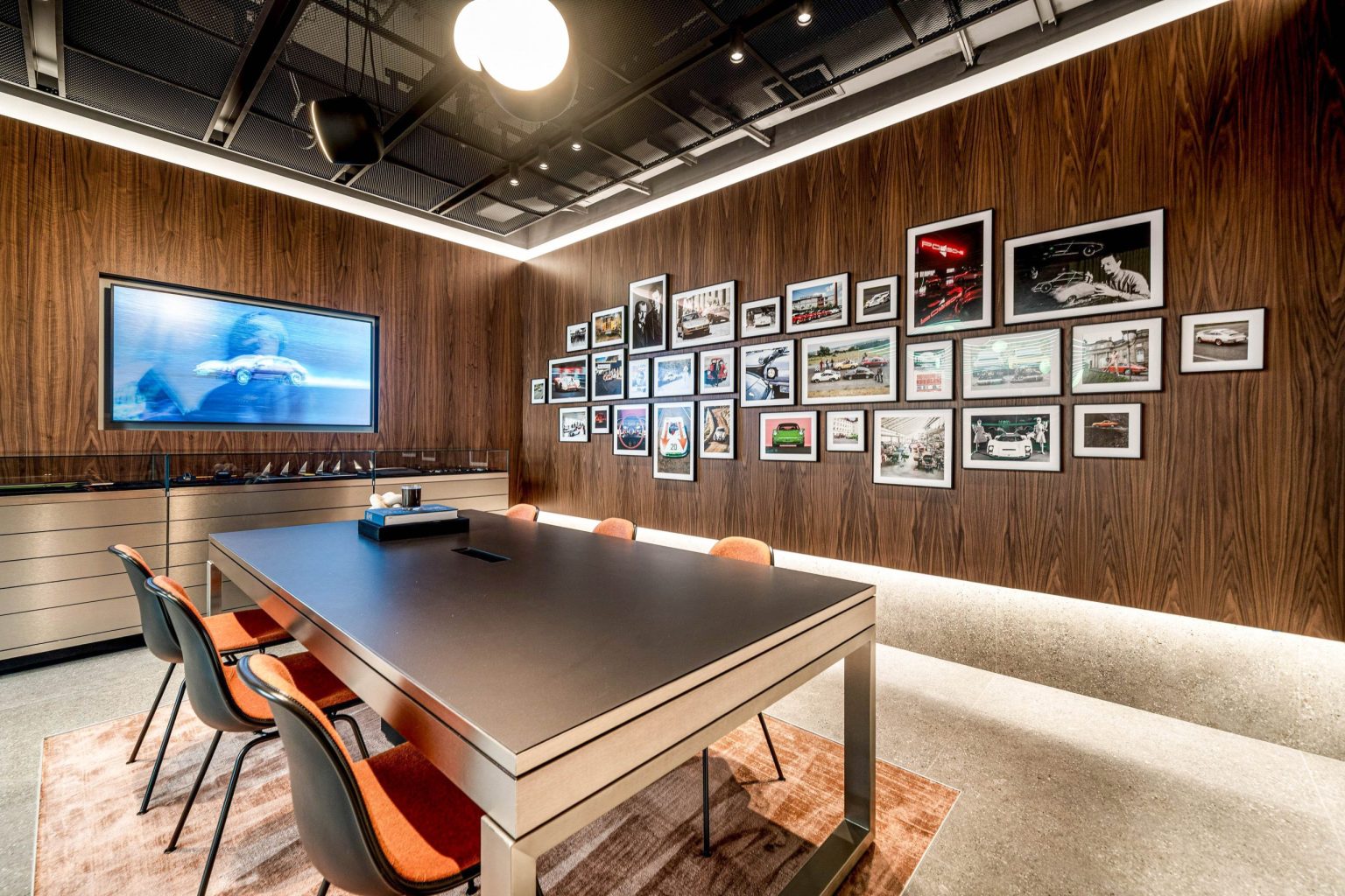 Visit Our Venue | Porsche Studio Naples